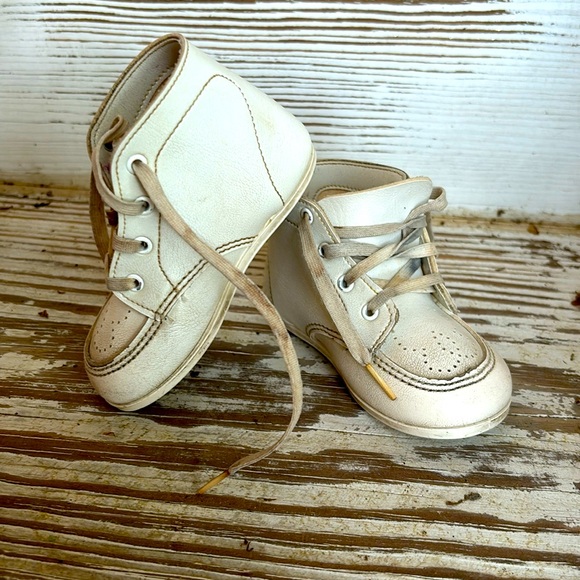 Baby Deer | Shoes | 95s Baby Deer Vintage Baby Shoes Mid Century | Poshmark